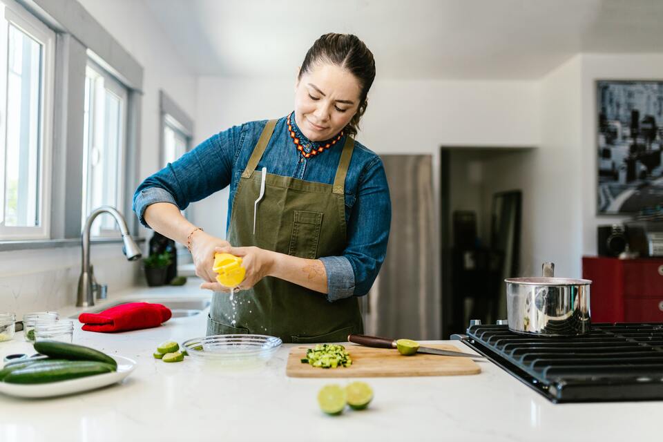 Who Are The Most Famous Female Chefs Around The World? - HRC International